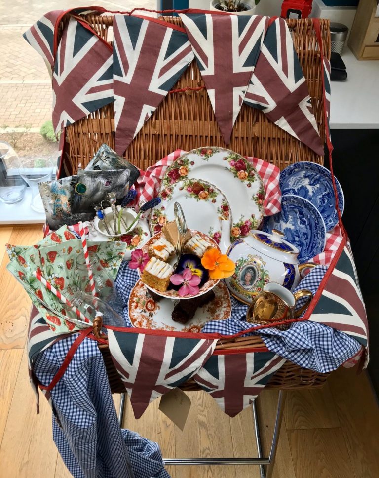 Afternoon Tea Hamper | Dottie About Cake | Berkhamsted, Hemel